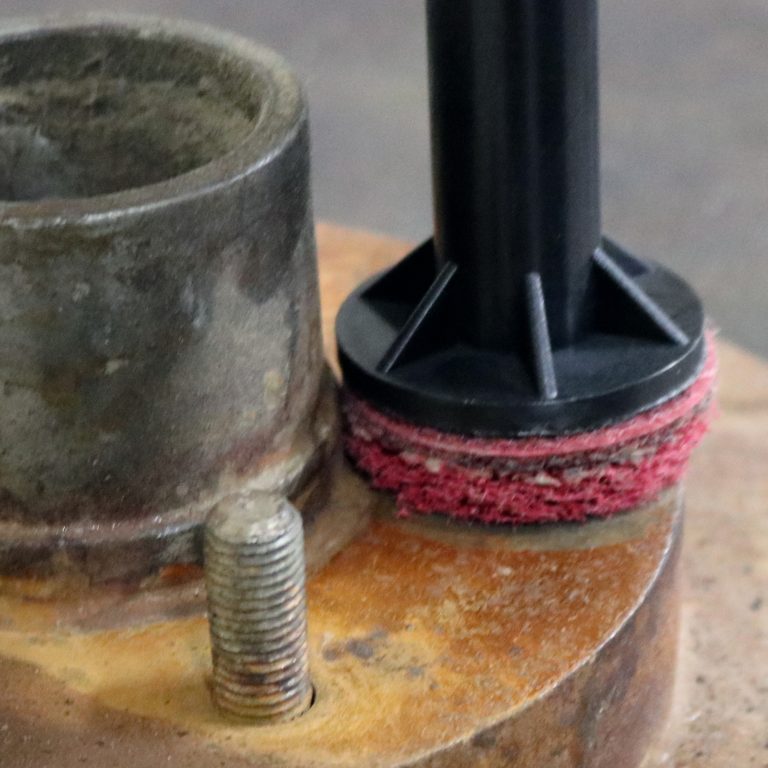 2" Diameter Rotor & Hub Cleaning Tool with 10 Abrasive Pads - Shark ...